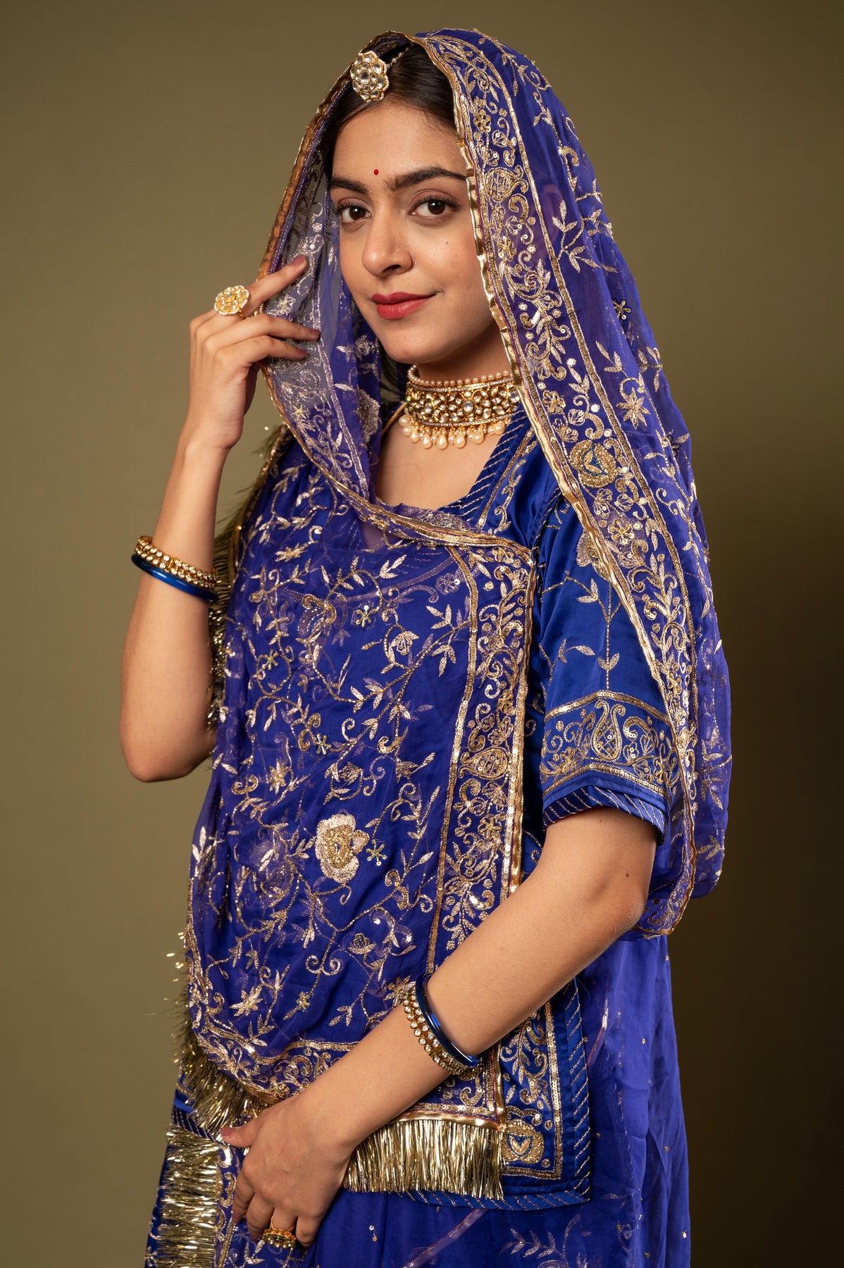 Aari Zardozi work Rajputi Poshak – YUVTI by Bhupendra Singh